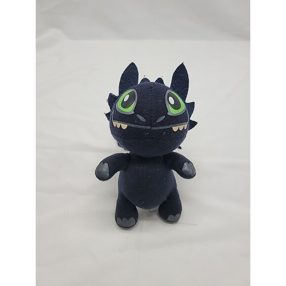 Spin Master | Toys | Toothless How To Train Your Dragon Defenders Of ...